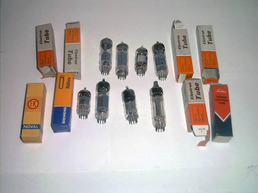 Valvole elettroniche nuove, mai usate - Vicenza | AAAnnunci.it